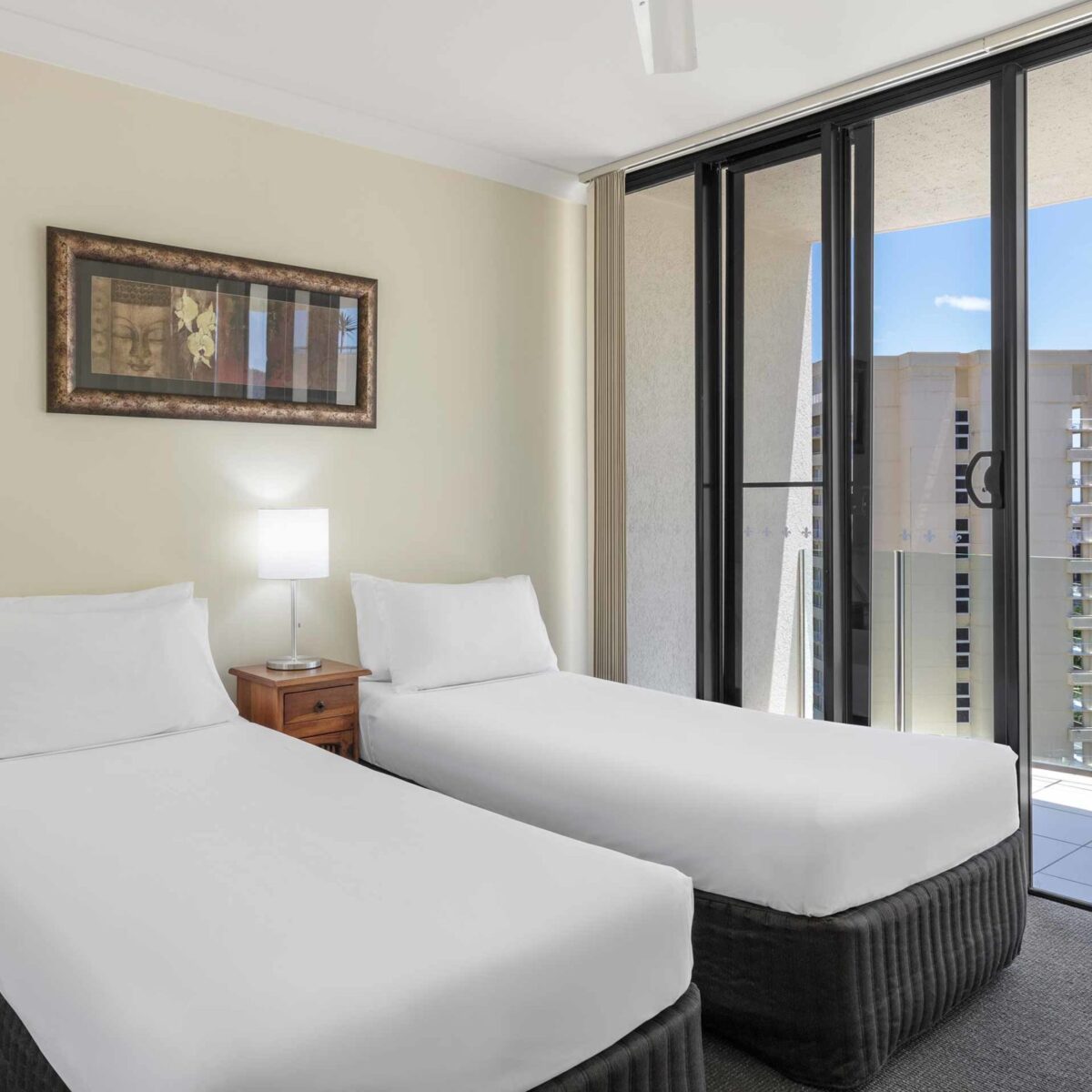 Long Stay Apartments in Cairns | Park Regis Piermonde